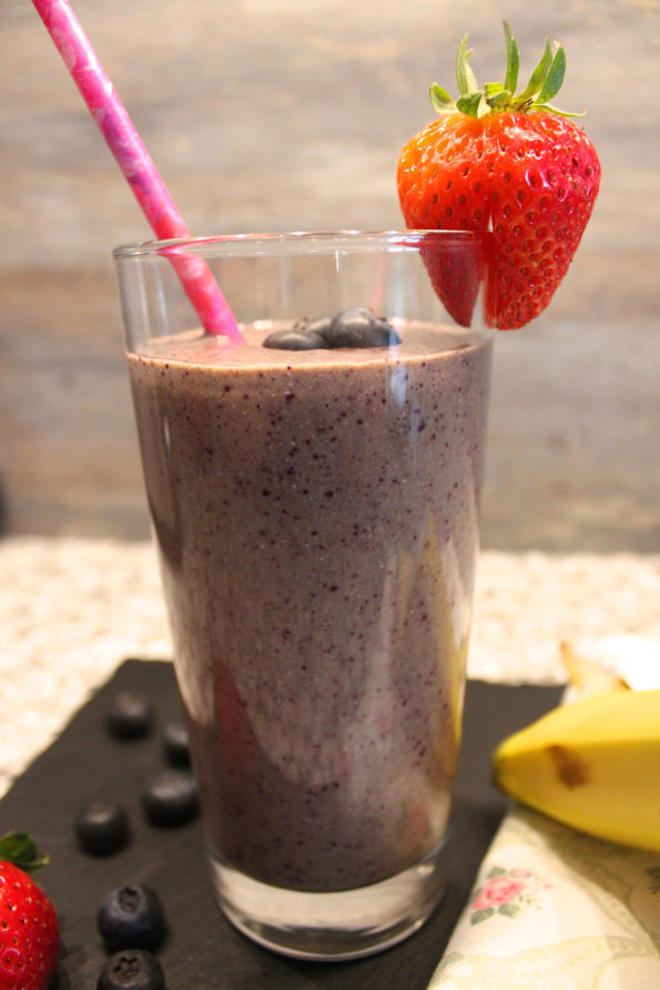 Banana Berry Bliss Smoothie Amidst The Chaos