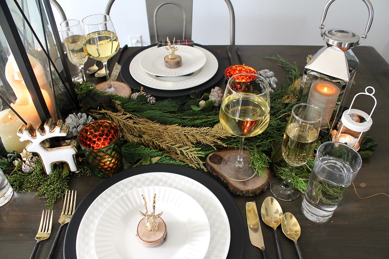 Rustic Glam Christmas Tablescape - Amidst the Chaos