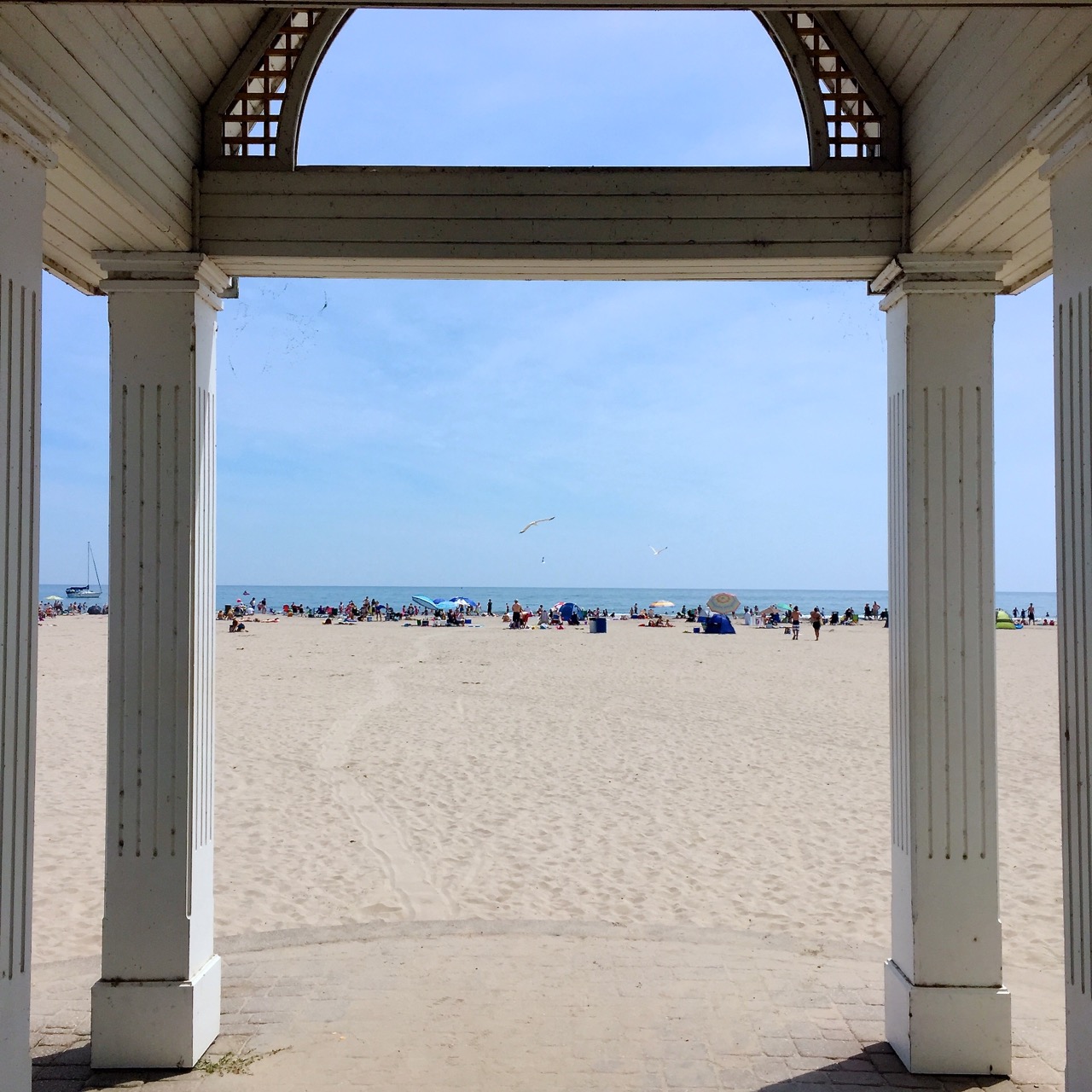 Get Out Of Town Summer Day Trip Series: Cobourg Beach - Amidst the Chaos