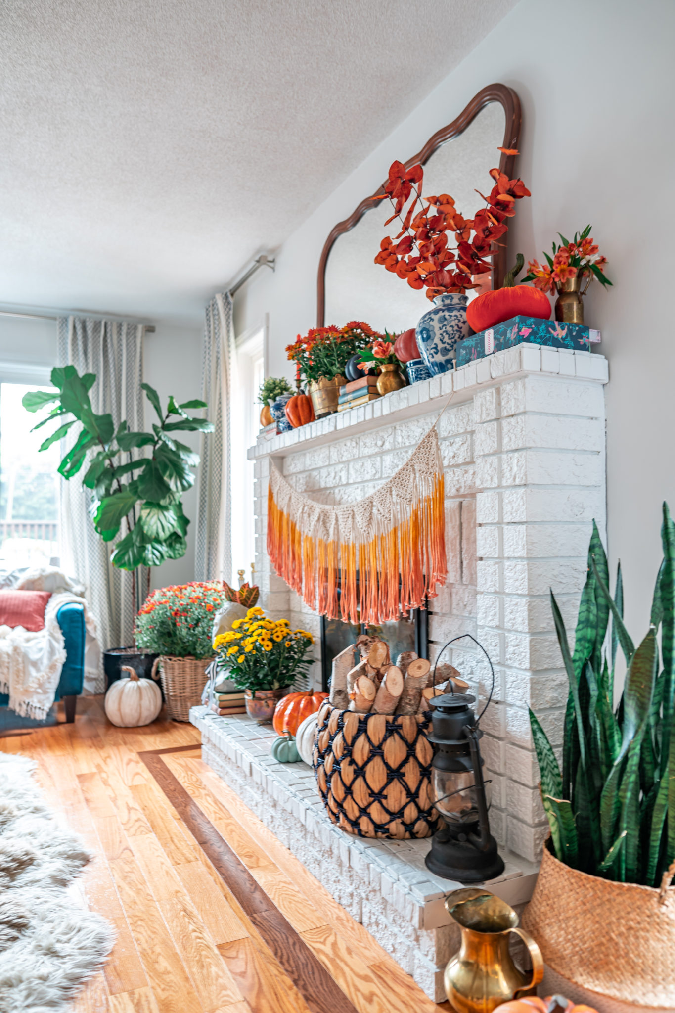 Blue and Orange Fall Home Decor Tour - Amidst the Chaos